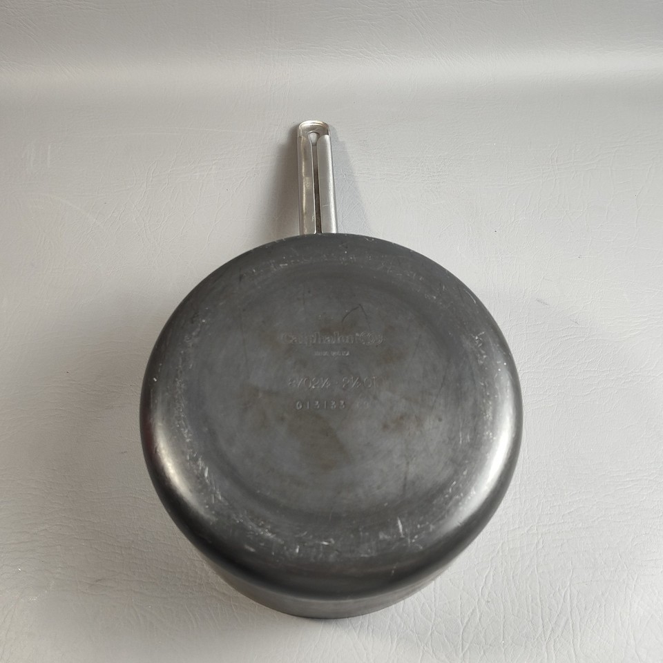 Vintage Calphalon Pot 2 1/2 qt Anodized Aluminum 8702 1/2 No Lid Toledo ...