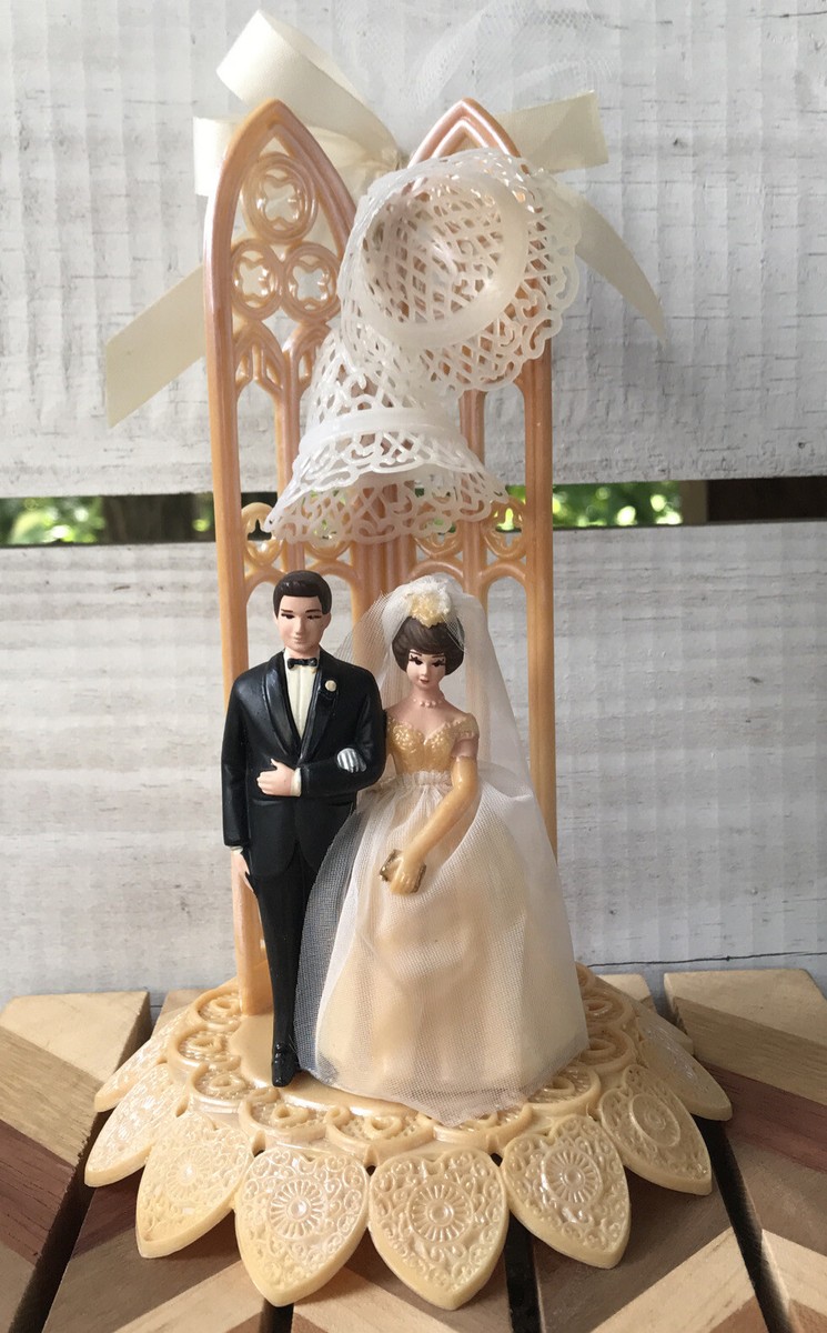 Traditional Wedding Cake Toppers Bride And Groom Bride Groom Unique