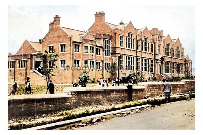 ptc7206 - Yorks - An early view of the Secondary School in Elland ...