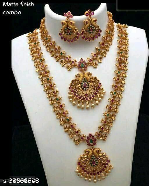 Traditional Gold Necklace Set