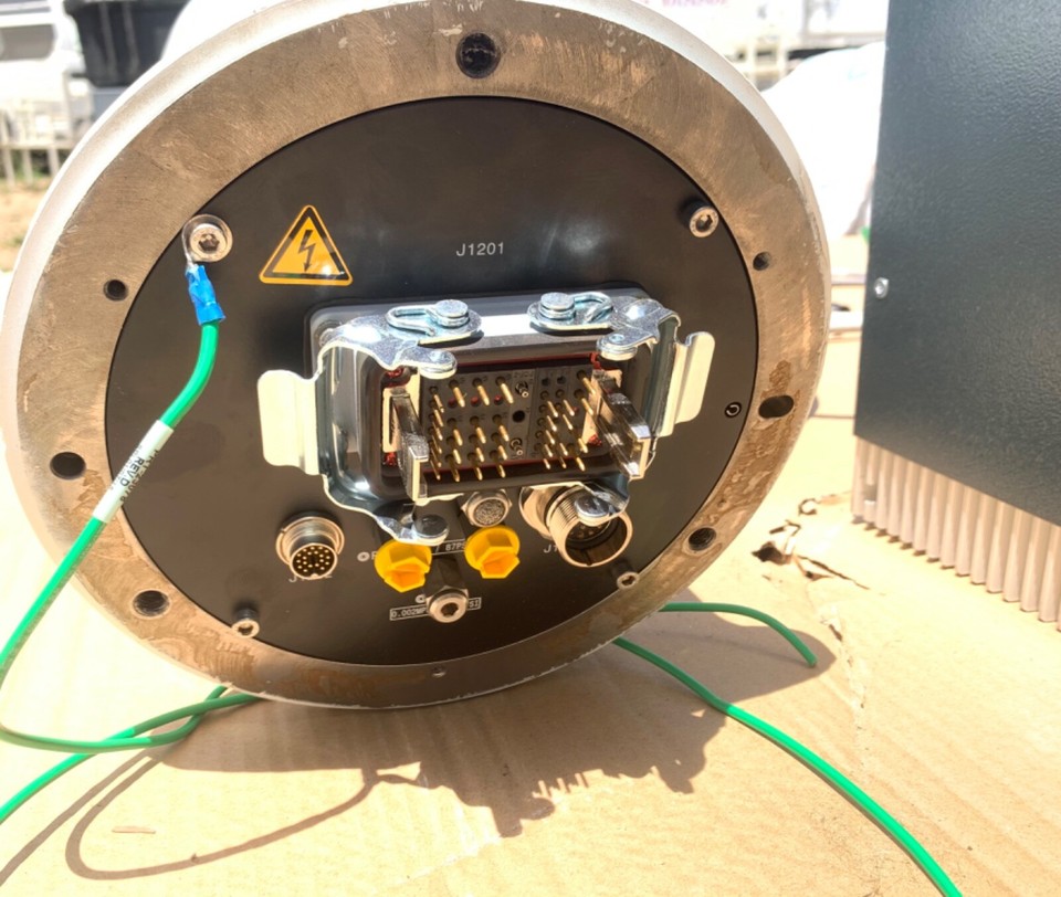 Staubli TX60 res (2012 - 2017) ROBOT ROBOTIC ARM, CS8C controller with ...