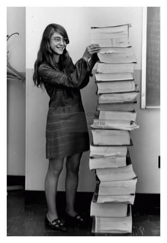 MARGARET HAMILTON WITH HANDWRITTEN CODE FOR APOLLO 11 MISSION 4X6 PHOTO ...