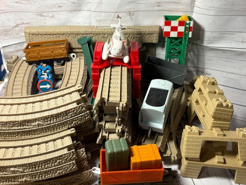 Thomas The Train LOT Trackmaster Tan Expansion Track Pieces Risers Cars ...