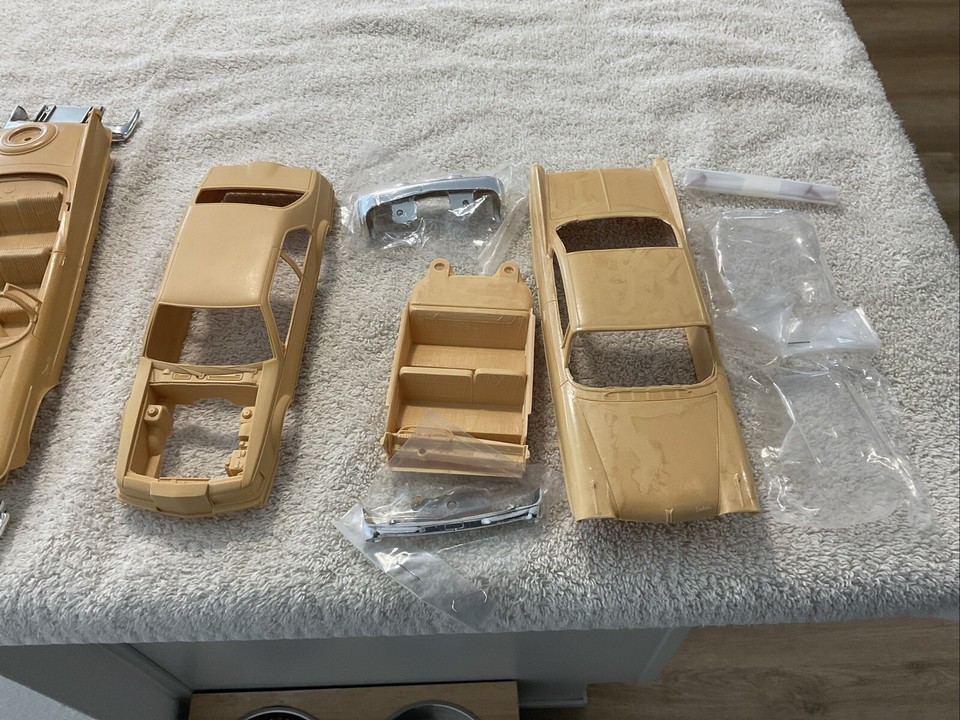 Modelhaus 1/25 Scale Resin Model Kit For Parts - Set of 5 | eBay