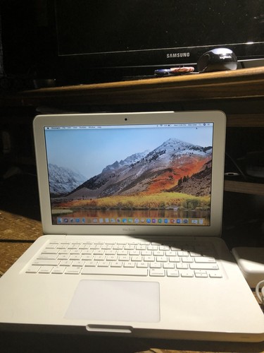 Apple MacBook White 13" Late 2009 2gb RAM 250gb HDD OS High Sierra for ...