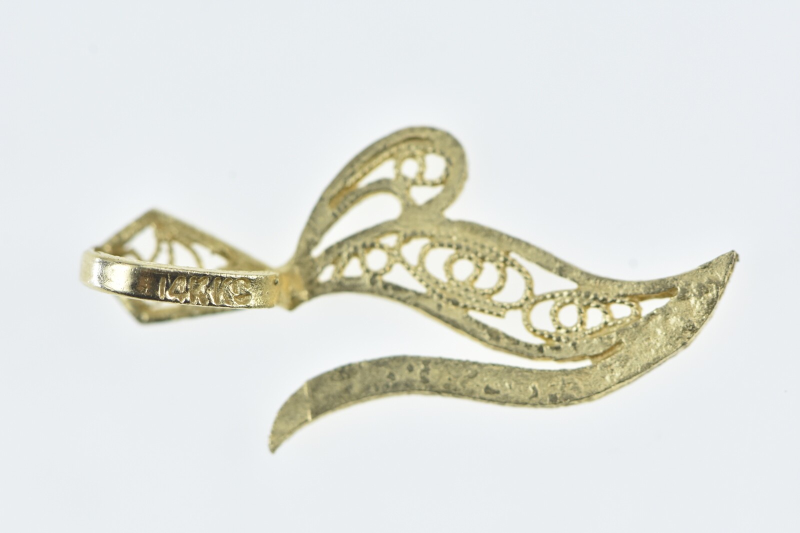 14K V Filigree Cursive Letter Initial Monogram Charm/… - Gem