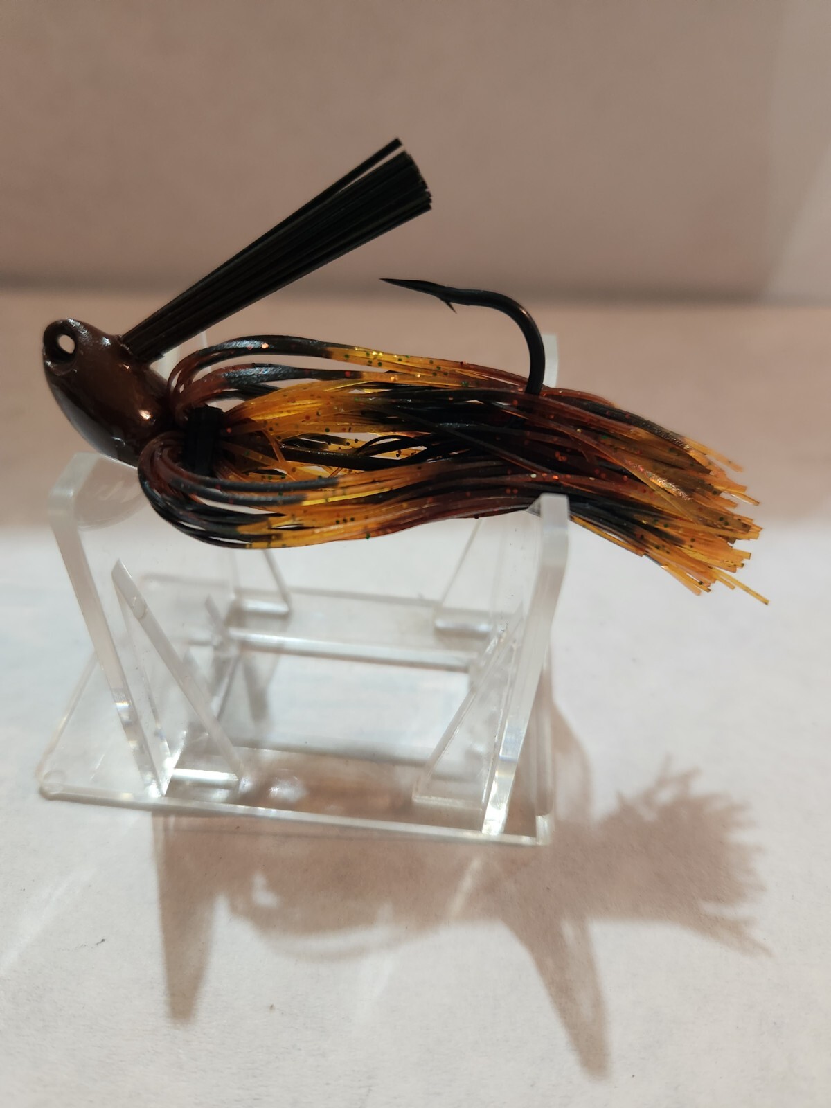jigs 2 ct/Jigs 3/8 oz flipping and casting jigs brown/craw owner hook 60 degree | eBay