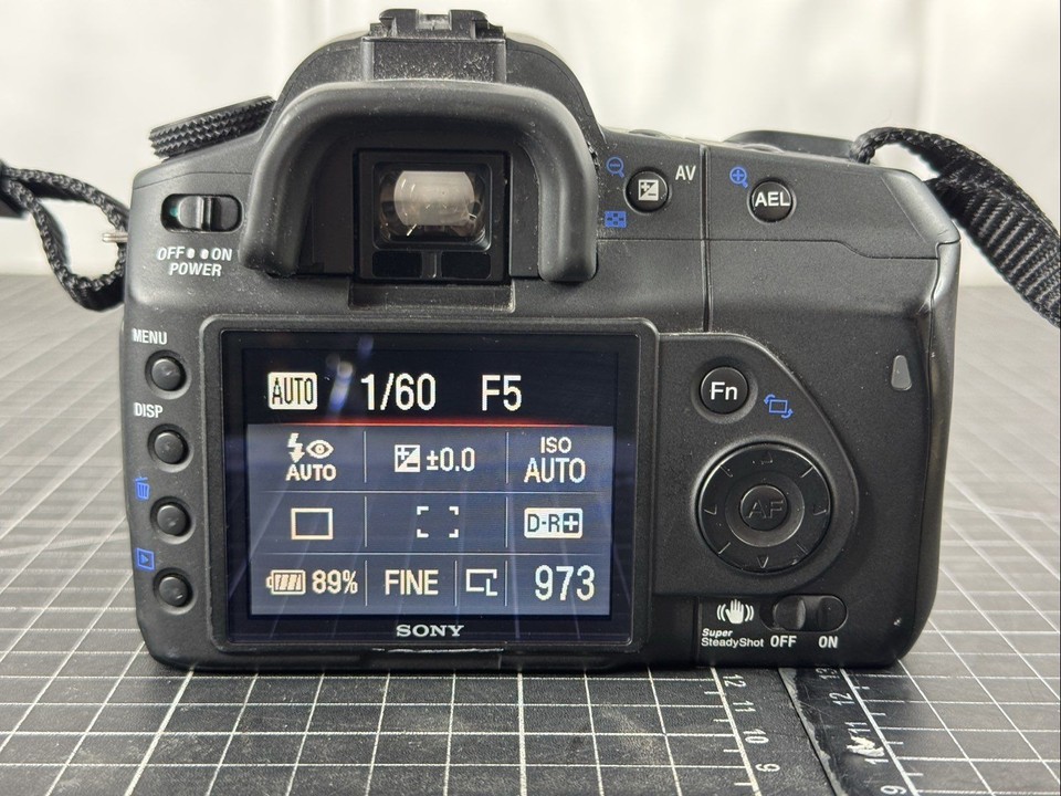 Sony Alpha a200 (DSLR-A200) 10.2MP (APS-C) DSLR Camera w/ 18-70mm f/3.5 ...