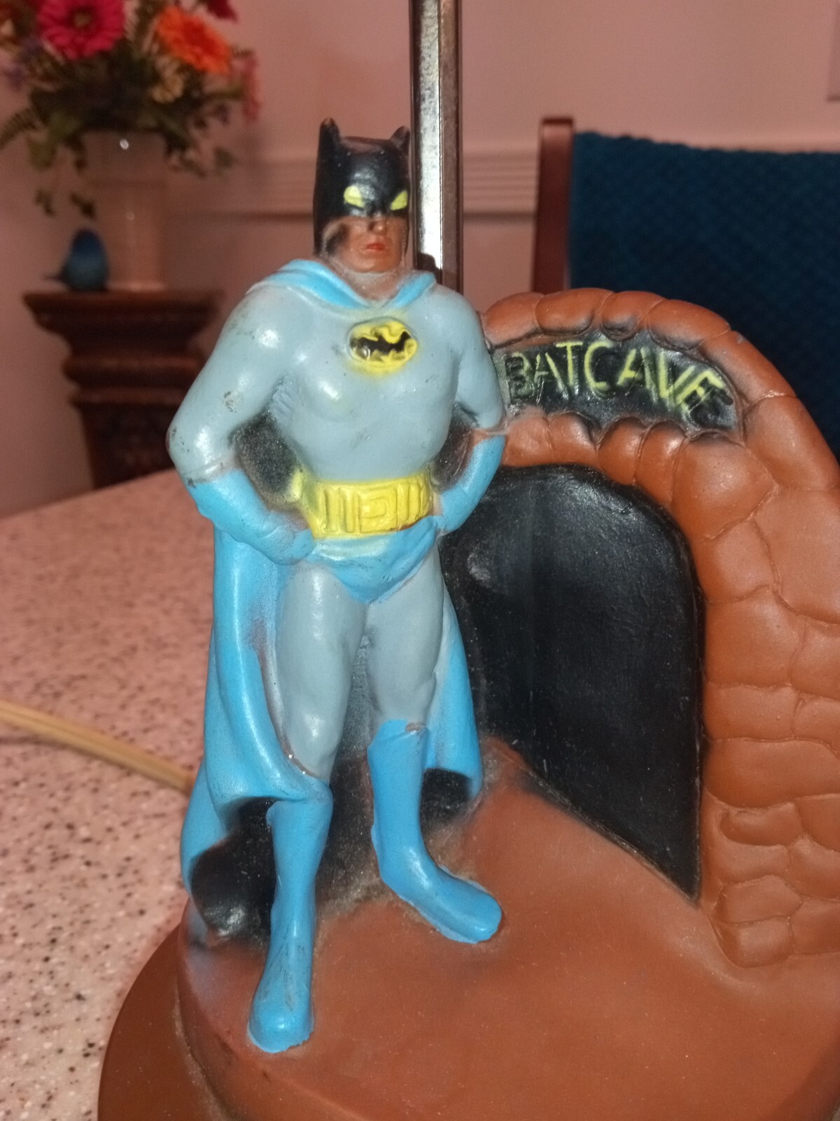 VINTAGE 1970'S BATMAN/BATCAVE DESK LAMP - MODEL NO. 8002 - VANITY FAIR ...