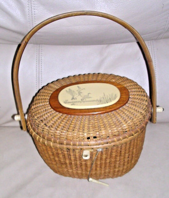 VGC Vintage Nantucket Basket Scrimshaw 3 Ducks Brown Wicker Purse ...