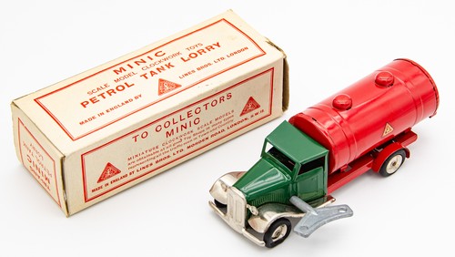 Vintage 1950s Triang Minic Wind Up Toy Truck Petrol Tank Lorry w ...