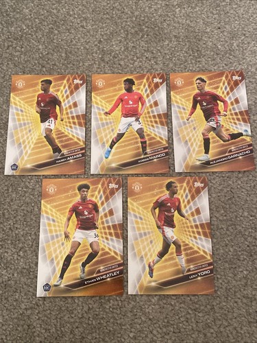 TOPPS MANCHESTER UTD FANS SET 24/25 GOLDEN FUTURES COMPLETE SET W ...