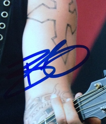 Brantley Gilbert Signed Autographed 8X10 Photo JSA COA | eBay