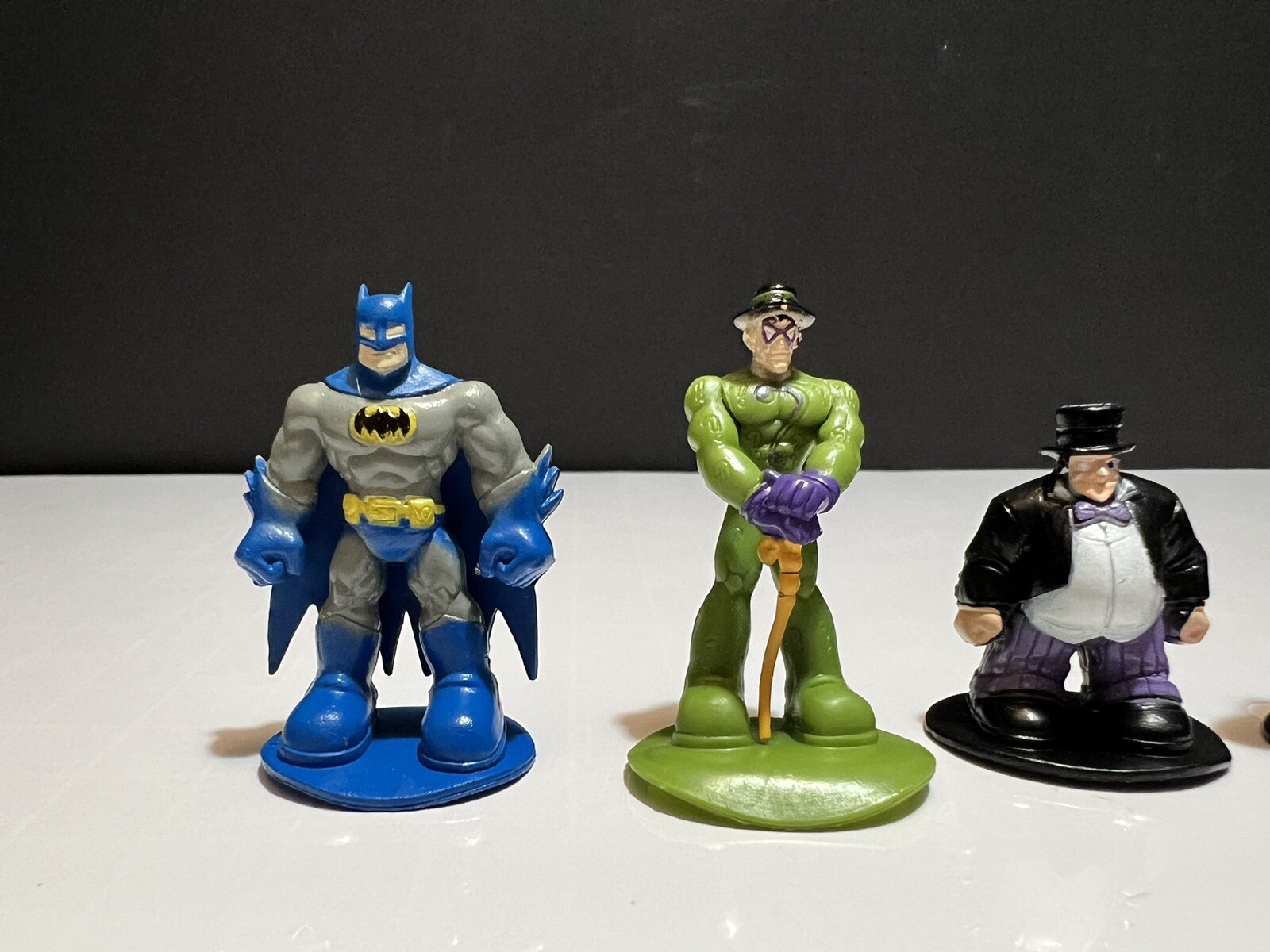DC Comics Miniature Super Hero Figures Robin Joker Batman Penguin ...