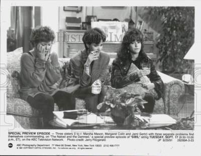 1991 Press Photo Marsha Mason, Margaret Colin, Jami Gertz on "Sibs" TV ...