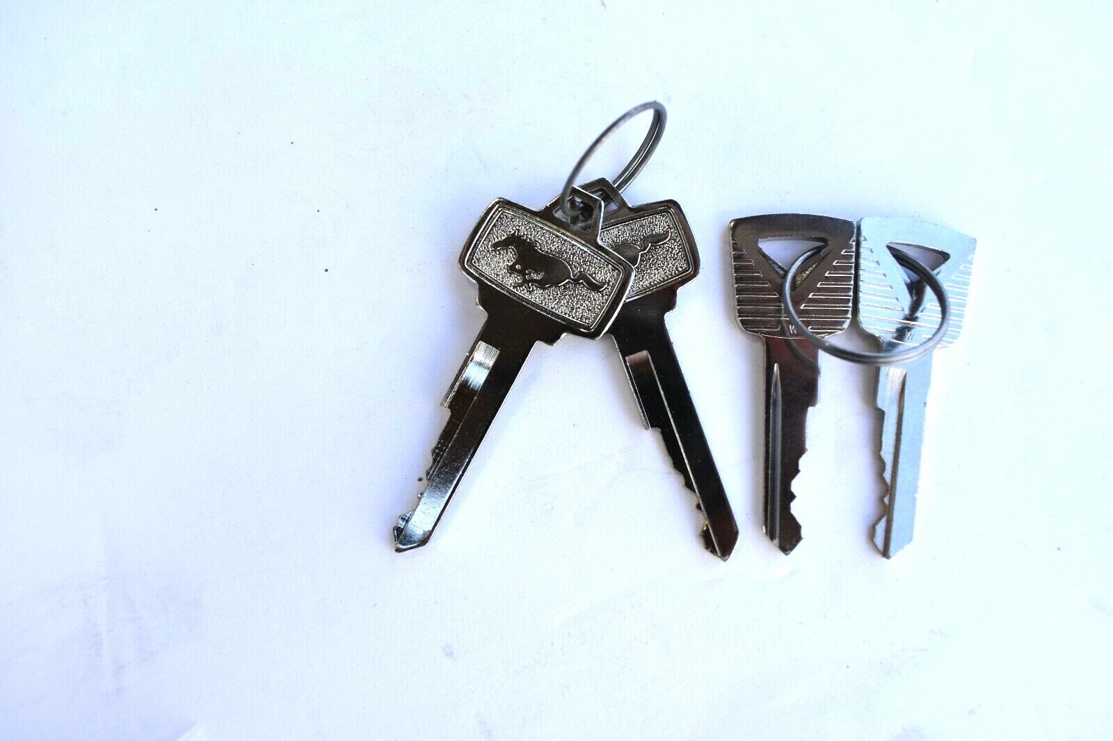 64 1965 65 1966 66 MUSTANG IGNITION AND DOOR MATCHED LOCK SET W/ PONY ...