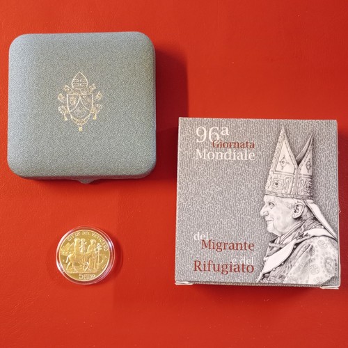 5 Euro Vatican 2010 / SILVER / Pope Benedict XVI / Migrants And ...