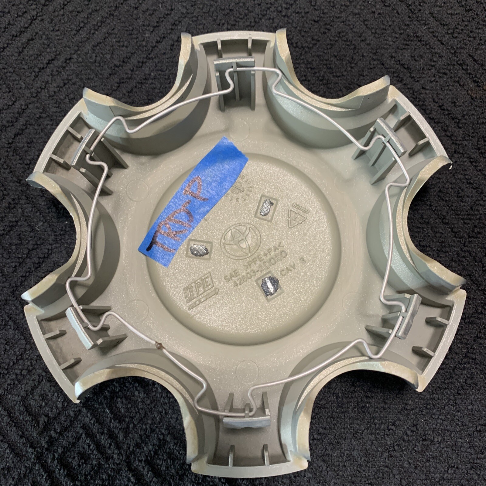 Toyota Tacoma 42603-AD060 Factory OEM Wheel Center Rim Cap Hub Cover ...