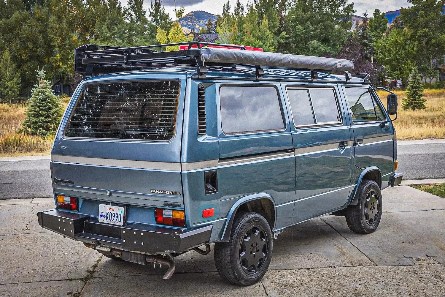 4WD VW Vanagon Is a Self-Contained Overlander