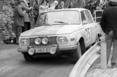 Peter Hommel and Gunter Bork Wartburg 353 1973 Rally Car Old Photo 5 ...