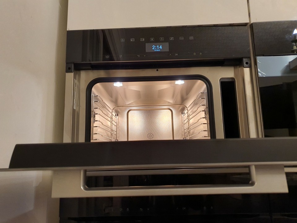 Miele DG2740 Steam Oven| CleanSteel| Built-in Integrated - With ...