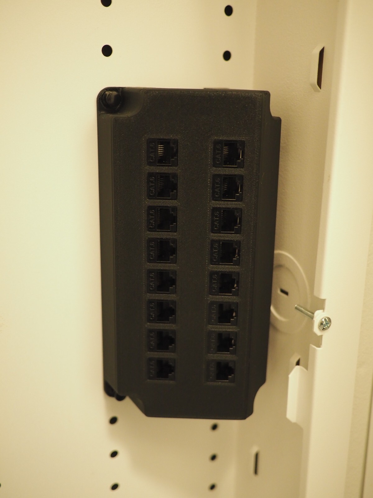 Patch Panel, 16 Port, Cat6 Keystone Jacks for Leviton Structured Media ...