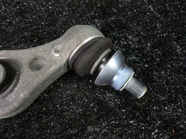 Mercedes-Benz A2053306710 Front Arm For Shock Absorber E-Class W213 ...