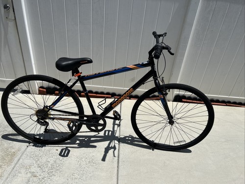 Mongoose Hotshot Hybrid Bike 7-speed 700c Wheels Pre Used Very Good ...