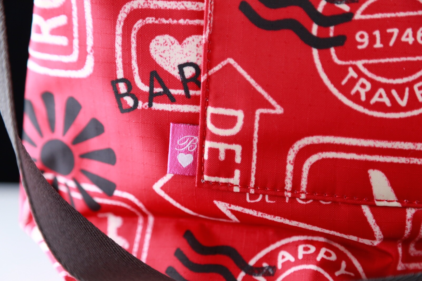 New Brighton Live Love Travel Red Shoulder Bag L30107 Swifty | eBay