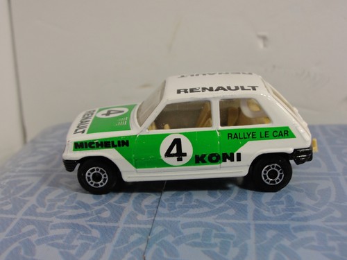 MATCHBOX SUPERFAST #21 WHITE AND GREEN RALLY RENAULT 5Tl | eBay Australia