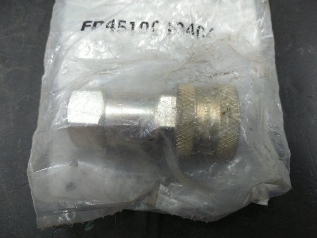 Eaton Aeroquip Fd45 Hydraulic Fitting Coupler Series 04 Female for sale ...