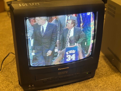 Panasonic Color TV/VCR VHS Combo PV-C1320 13" CRT Television | eBay