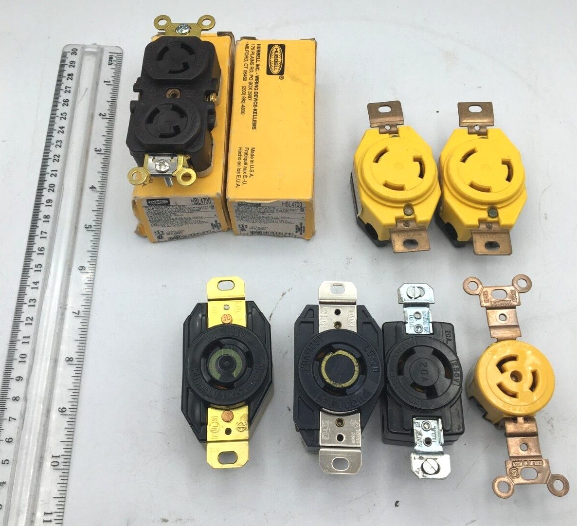 Hubbell, Leviton Receptacle Lot of 8 HBL4700 Outdoor Indoor New | eBay