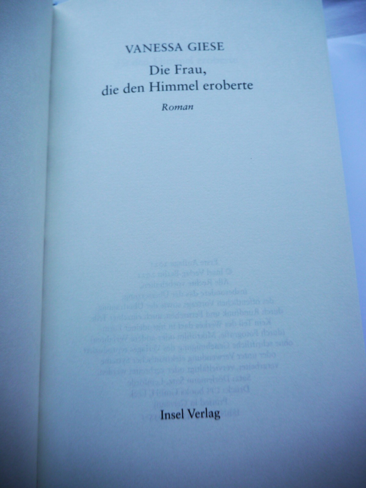 Die Frau, die den Himmel eroberte NEU Roman Vanessa Giese Insel Verlg ...