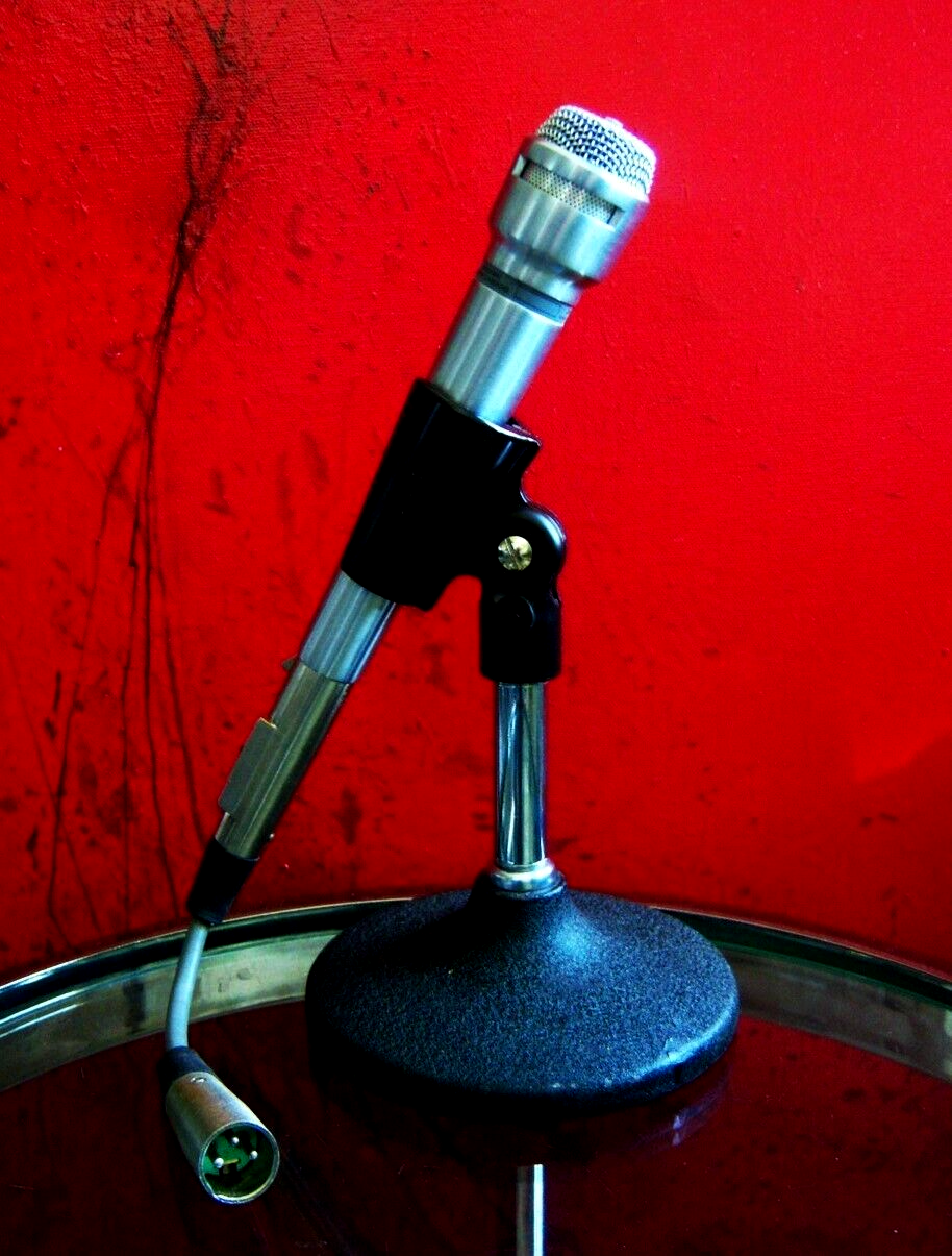 Vintage 1970's Electro Voice 660 dynamic cardioid microphone w ...