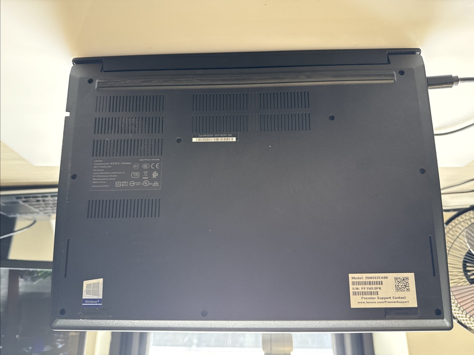 Lenovo ThinkPad E490 | i7-8565U | 16GB RAM | 256GB SSD | 14" FHD | Windows 11 | eBay