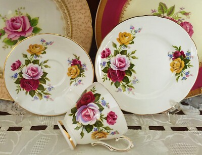 VINTAGE ROYAL SUTHERLAND FINE BONE CHINA ENGLAND ROSE PATTERN TRIO ...