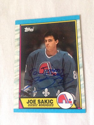 Joe Sakic HOF AUTOGRAPHED ON CARD 1989 Topps Rookie Card w/COA ...