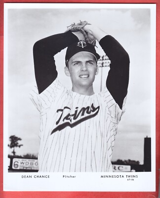 1967 MINNESOTA TWINS GLOSSY TEAM ISSUE 8 X 10 DEAN CHANCE | eBay