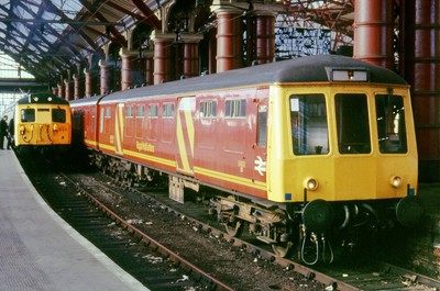 Original 35mm Slide Class 114 Parcels DMU 54902 Class 304020 10 6 89 ...
