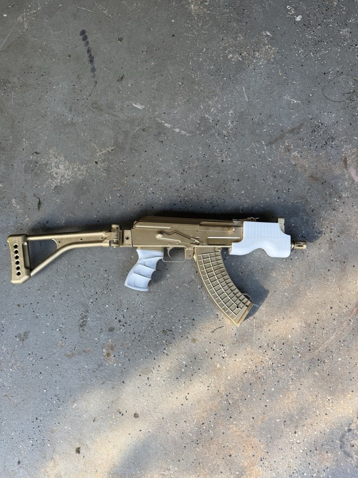 Micro Draco White And Gold Metal Prop Real Size | eBay