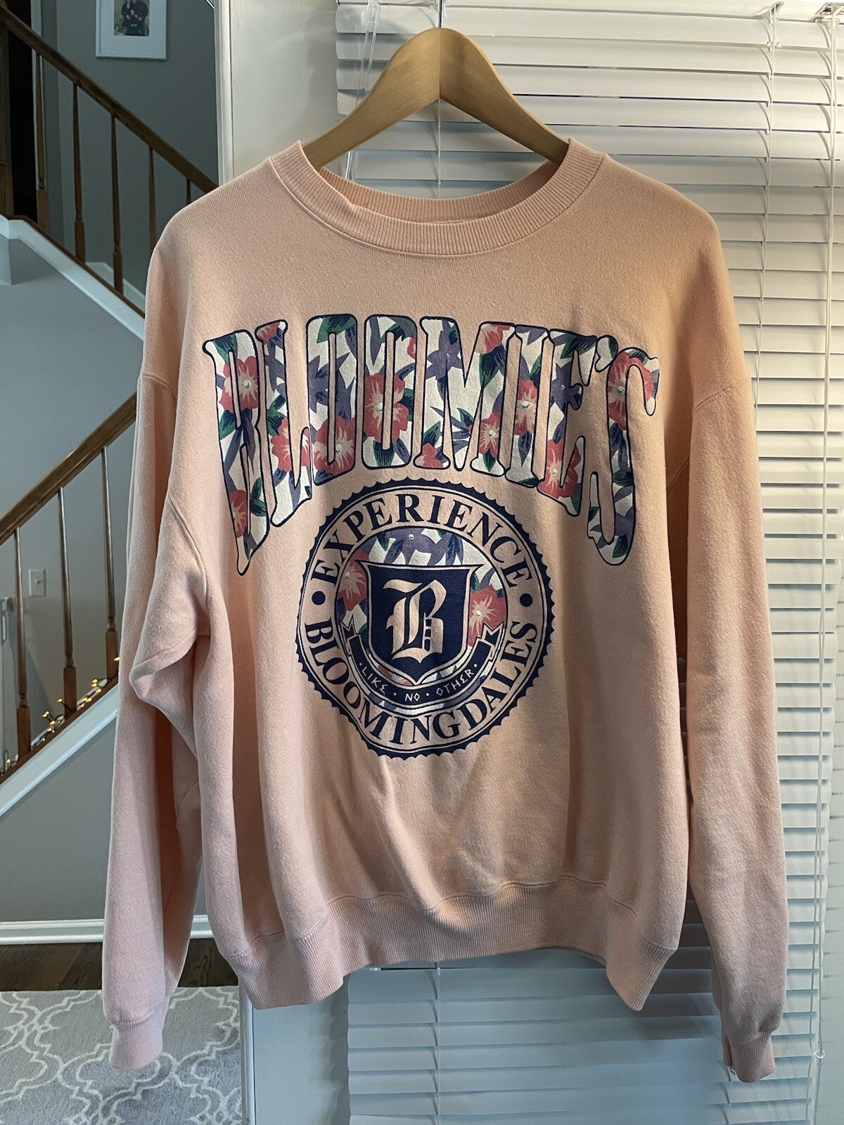 Vintage Bloomingdales Crewneck 90s Bloomies Sweatshirt Floral Crest ...