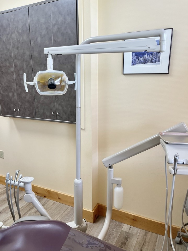 Adec 511 Dental Chair With Doctor/Assistant Delivery Units & Exam Light ...