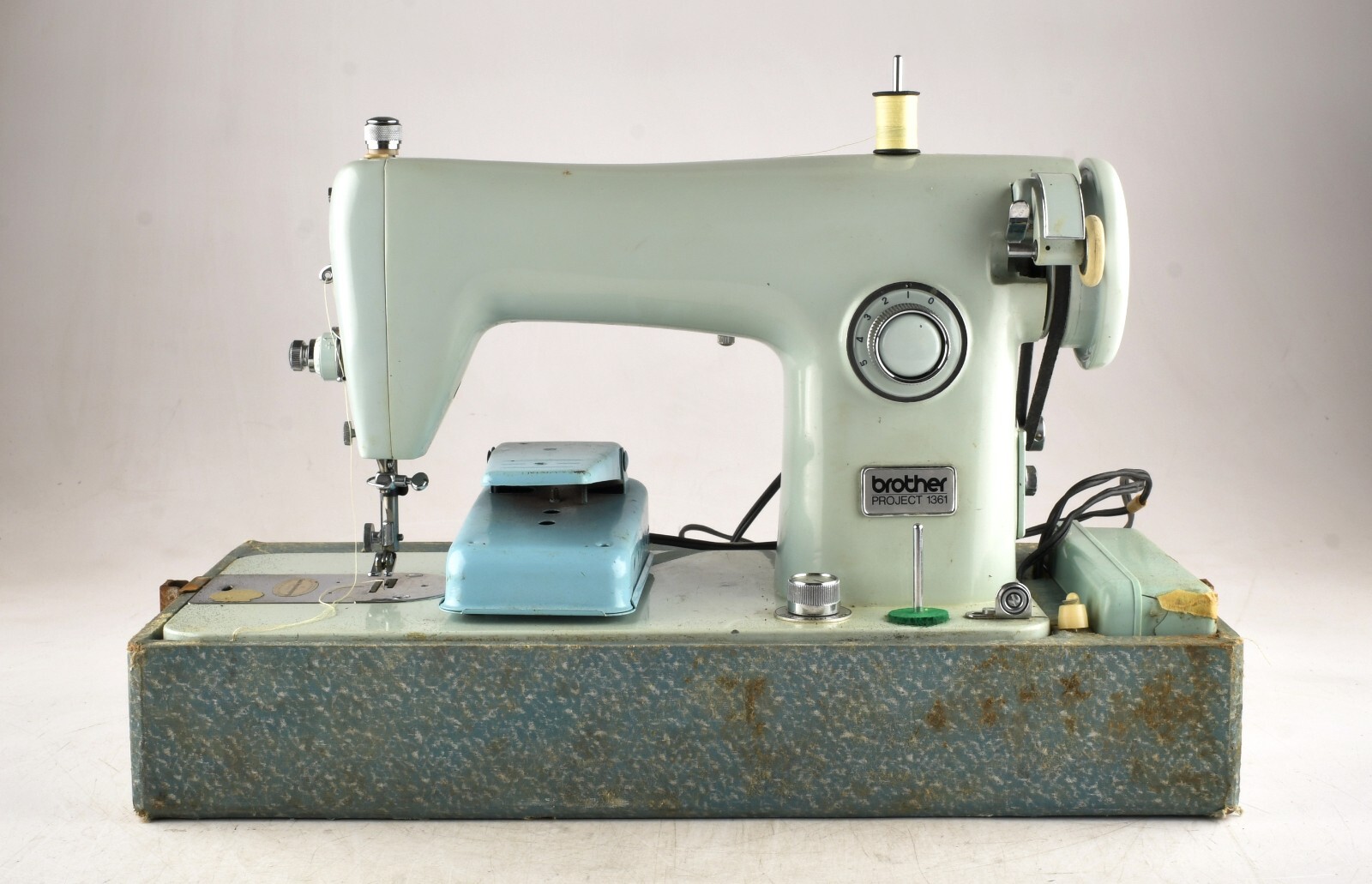 *Vintage Brother Project 1361 Sewing Machine Portable with Case Foot ...