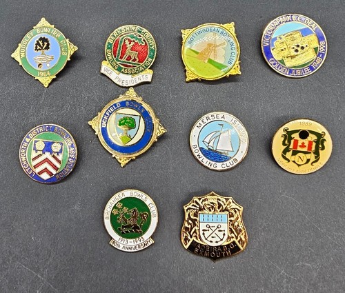 10 x Bundle of Collectable Vintage & Modern Brass/Enamel Bowling Club ...