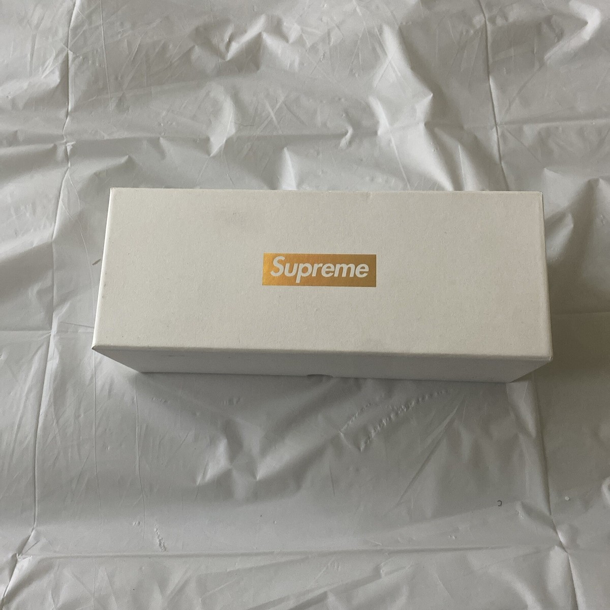 Supreme New York FW19A33 GOLD 5 Lbs Plated Dumbbell — New Supreme New York FW19A33 GOLD 5 Lbs Plated Dumbbell — New