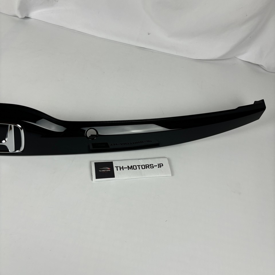 Honda Genuine OEM Liftgate Tailgate Hatch License Molding 2017Fit 74890 ...