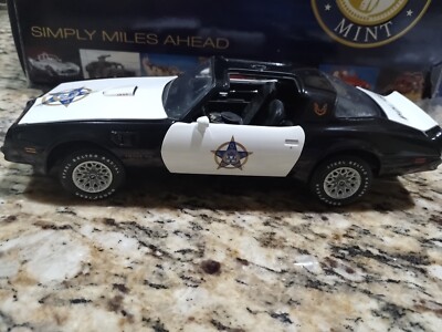 Franklin Mint 1977 Pontiac Trans Am Police Car 1:24 Scale Damaged In ...