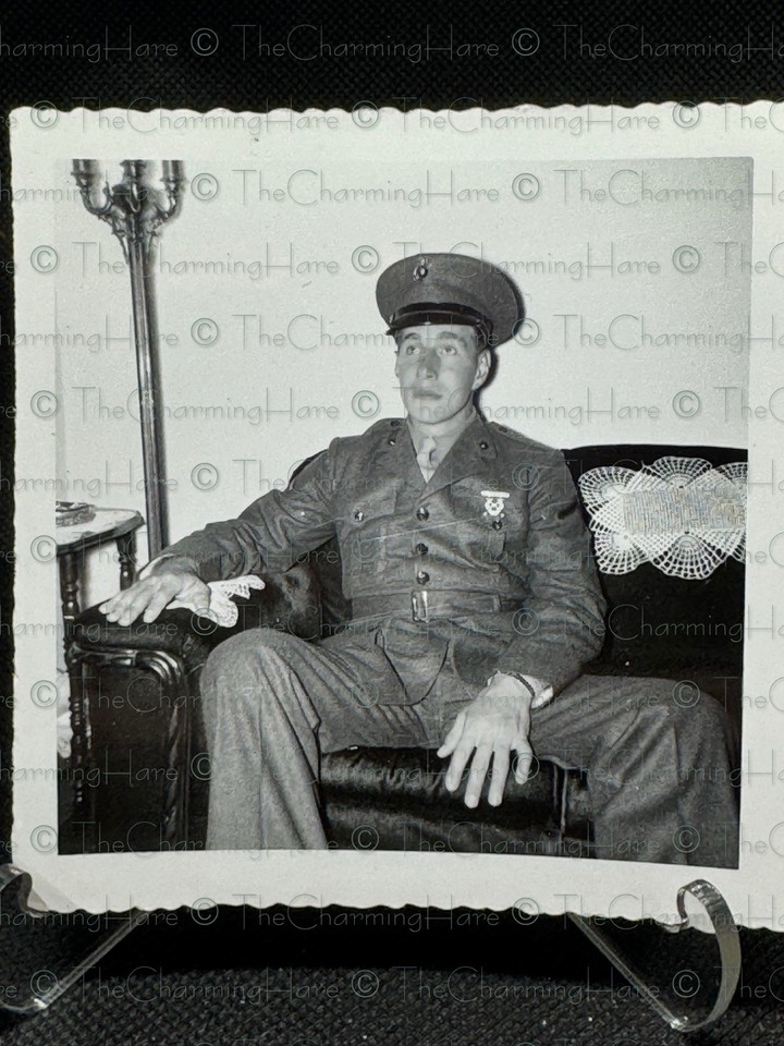 Vintage Photo USMC Marine Military Uniform And Hat Marksman Badge 1940 ...