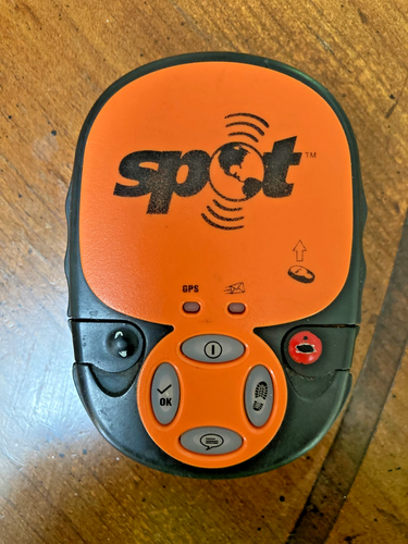 SPOT PT2 Satellite GPS SOS Beacon Tracker Messenger - Subscription ...